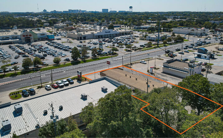 800 E Villa Maria Rd, Bryan, TX 77802 | Crexi.com