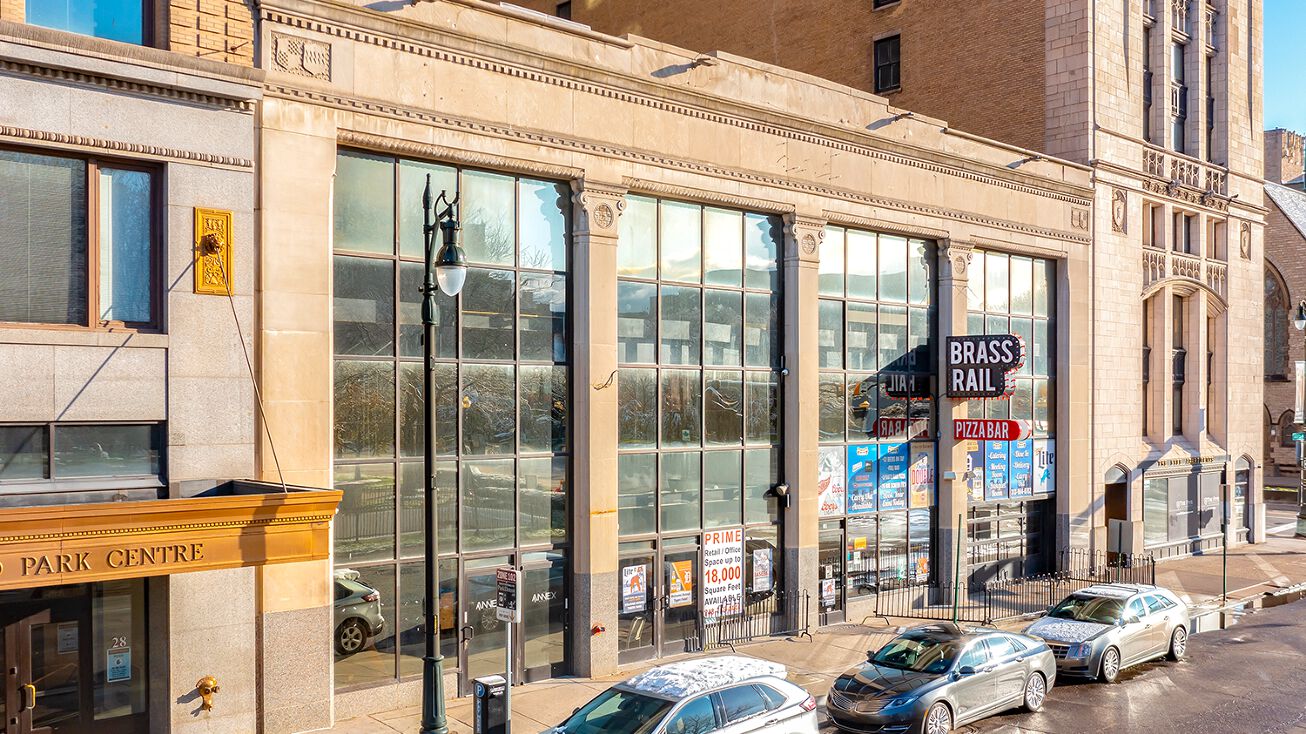 18 W Adams Ave, Detroit, MI 48226 | Crexi.com