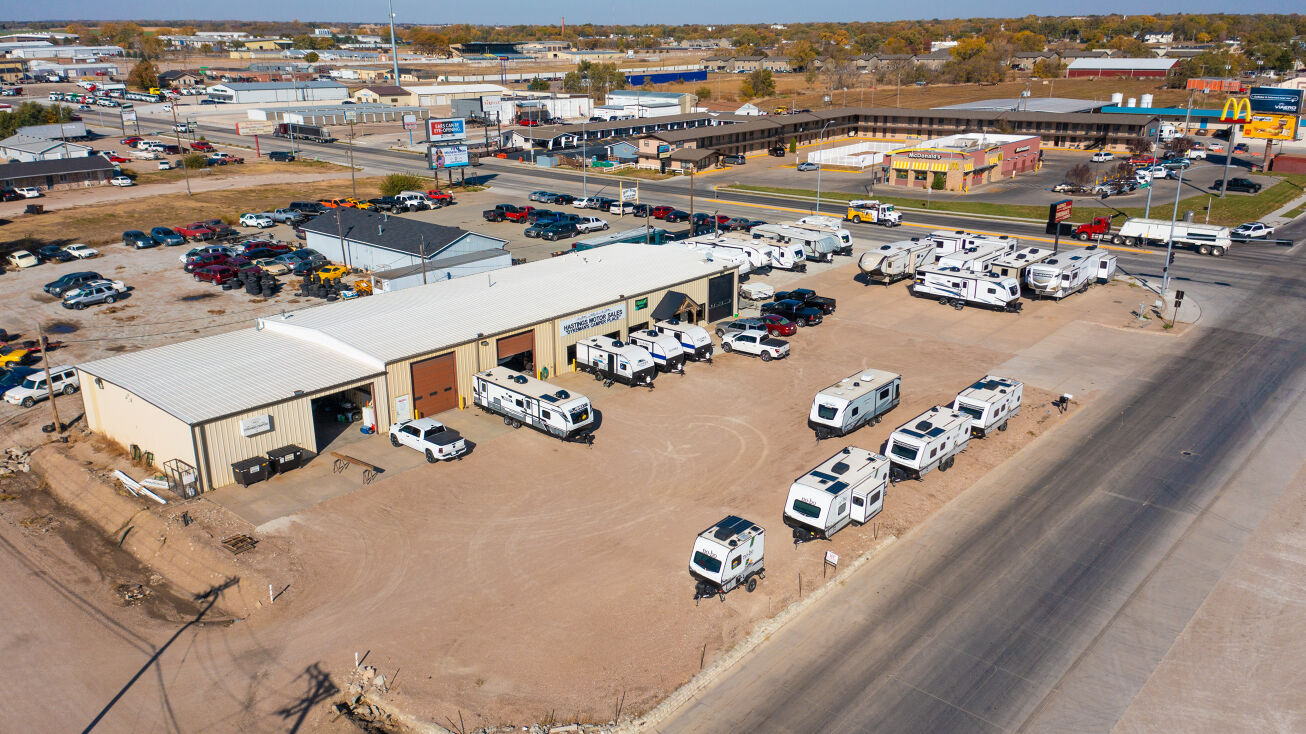 909 W J, Hastings, NE 68901 | Crexi.com