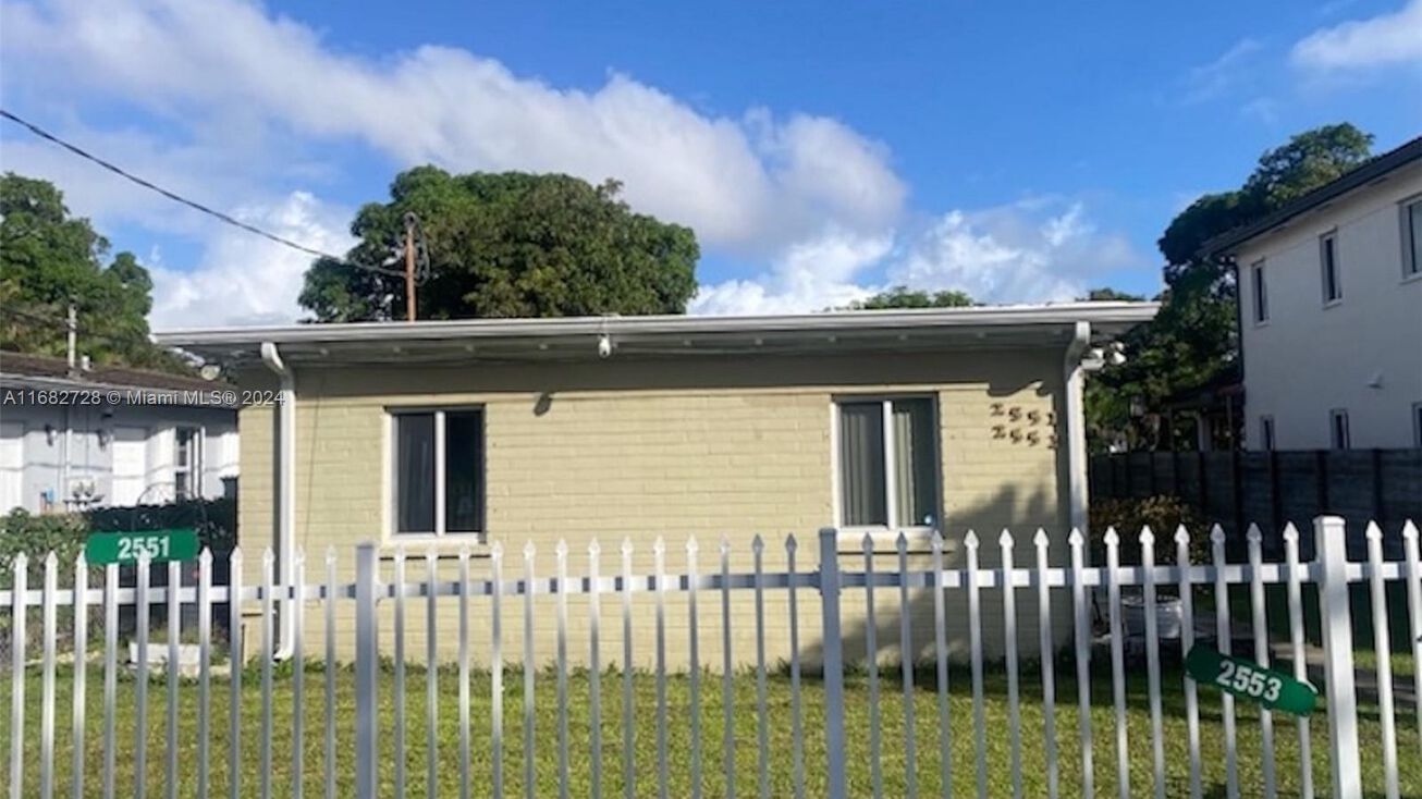 2551 SW 18th St, Miami, FL 33145 | Crexi.com