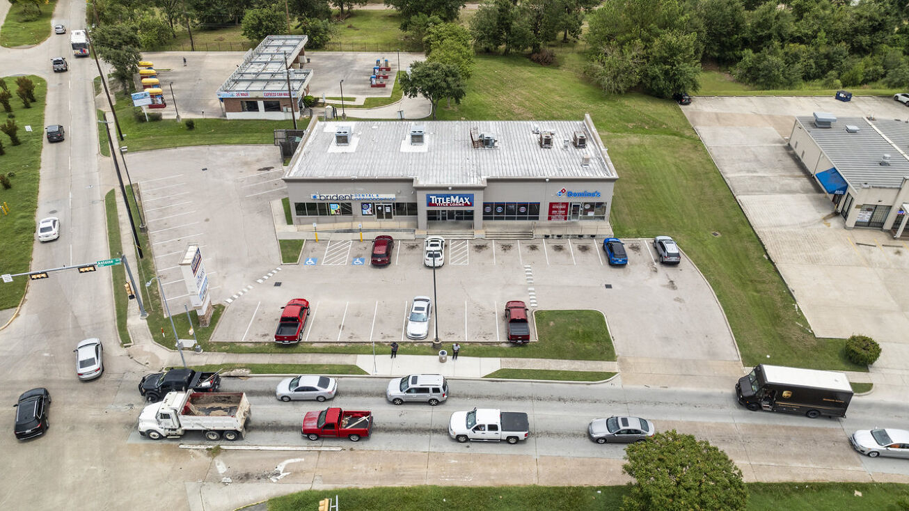 7270 Antoine Dr, Houston, TX 77088 | Crexi.com