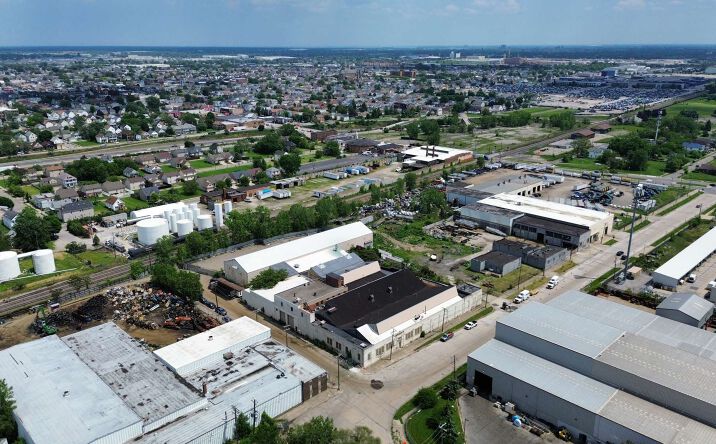 11630 RUSSELL ST Detroit MI 48211-1058 APN: 07001818 | Crexi.com