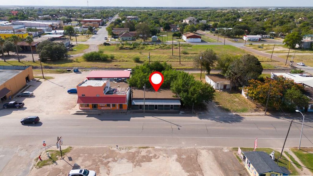 229 7TH ST., RAYMONDVILLE, TX 78580 | Crexi.com