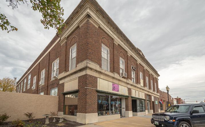 422 S Main St, Ottawa, KS 66067 | Crexi.com