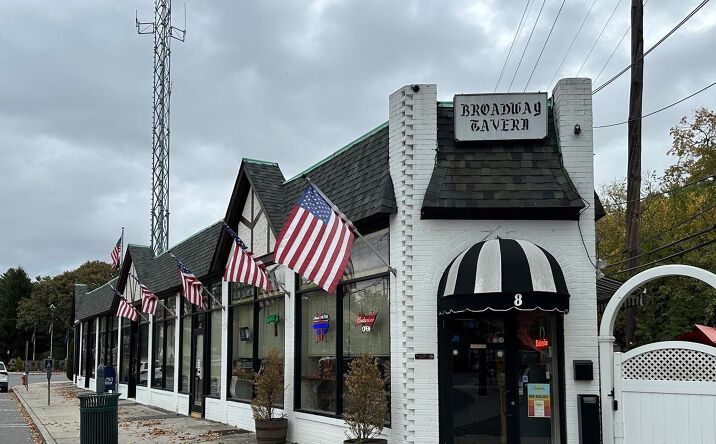 118 Broadway, Lynbrook, NY 11563 | Crexi.com