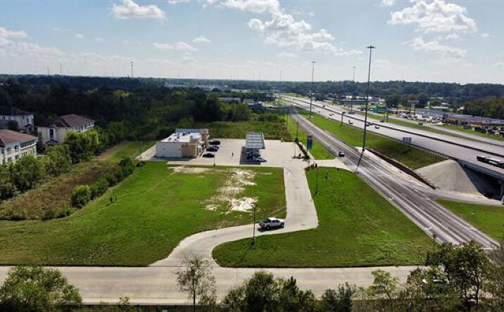 8190 Eastex Fwy, Beaumont, TX 77708 | Crexi.com