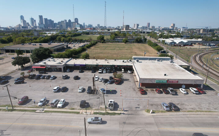 3101 Al Lipscomb Way, Dallas, TX 75215 | Crexi.com