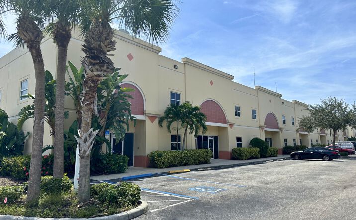 6311 PORTER RD Sarasota FL 34240 | Crexi.com