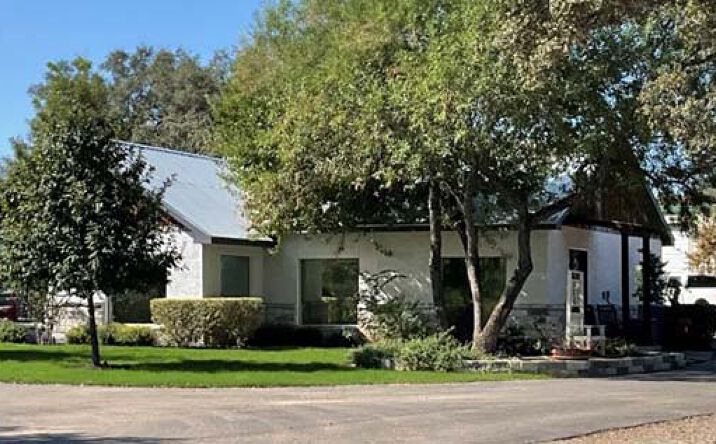 18755 REDLAND RD San Antonio TX 78259-3569 APN: 680070 | Crexi.com