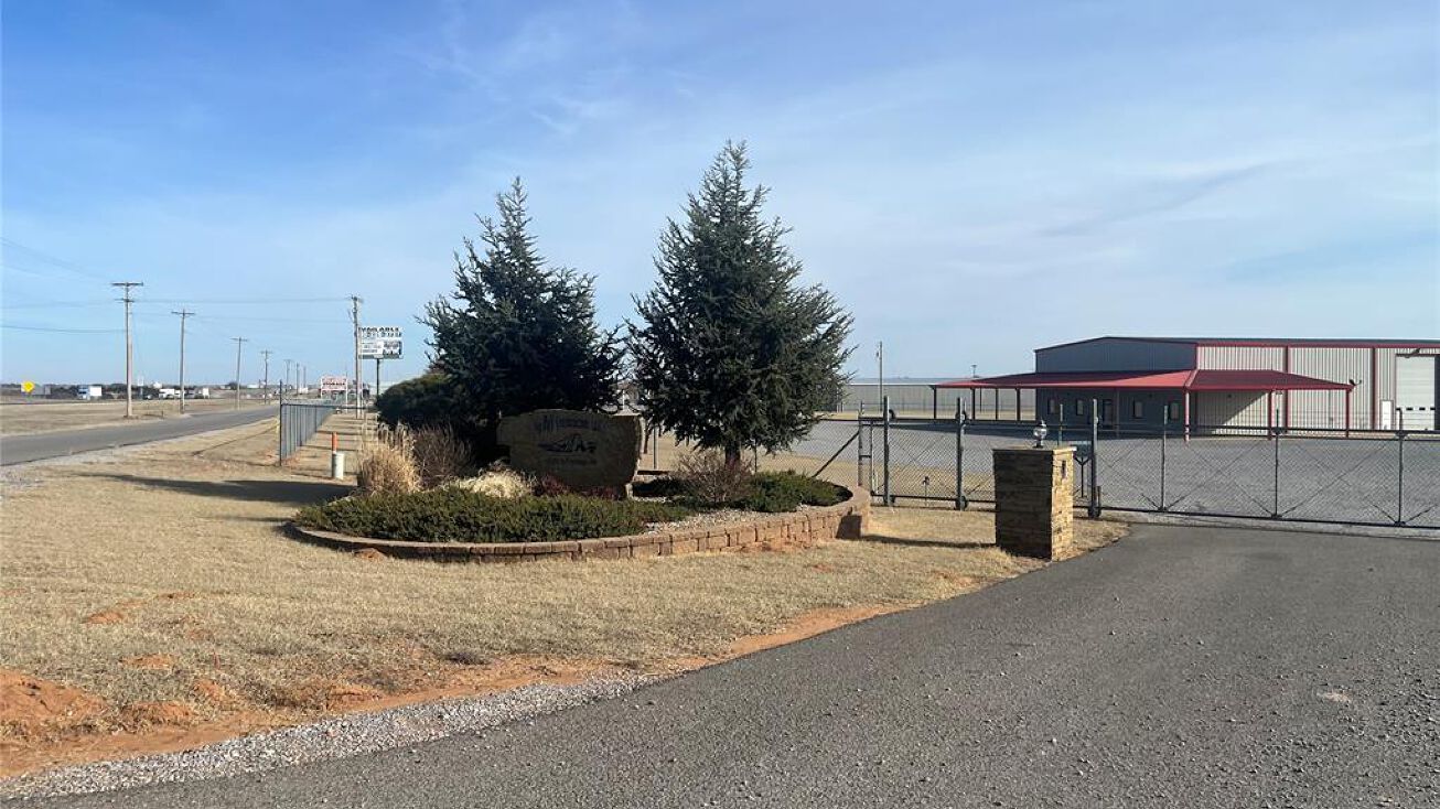 5500 S Frontage Road, Weatherford, OK 73096 | Crexi.com