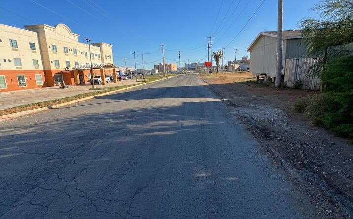 93 Pena Rd, Cotulla, TX 78014 | Crexi.com