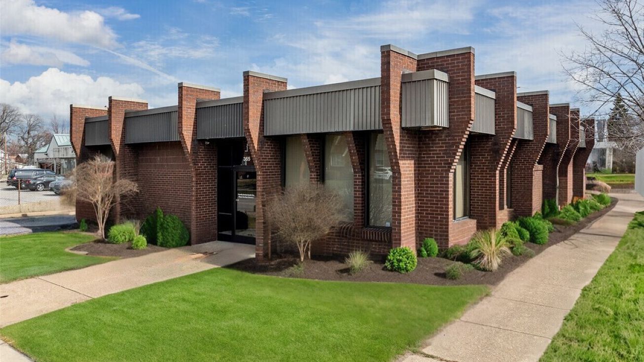 365 E 200th Street, Euclid, OH 44119 | Crexi.com