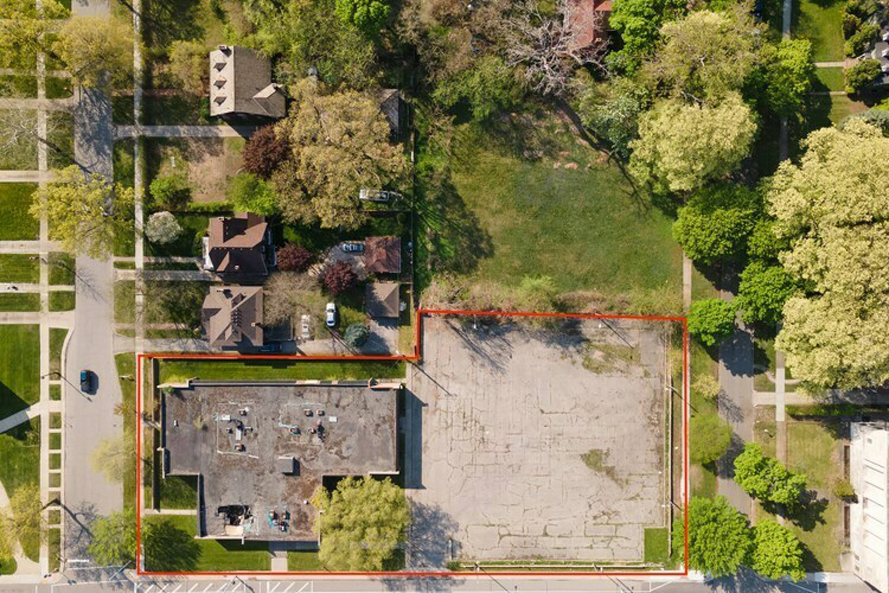 8330 Mack Ave, Detroit, MI 48214 | Crexi.com