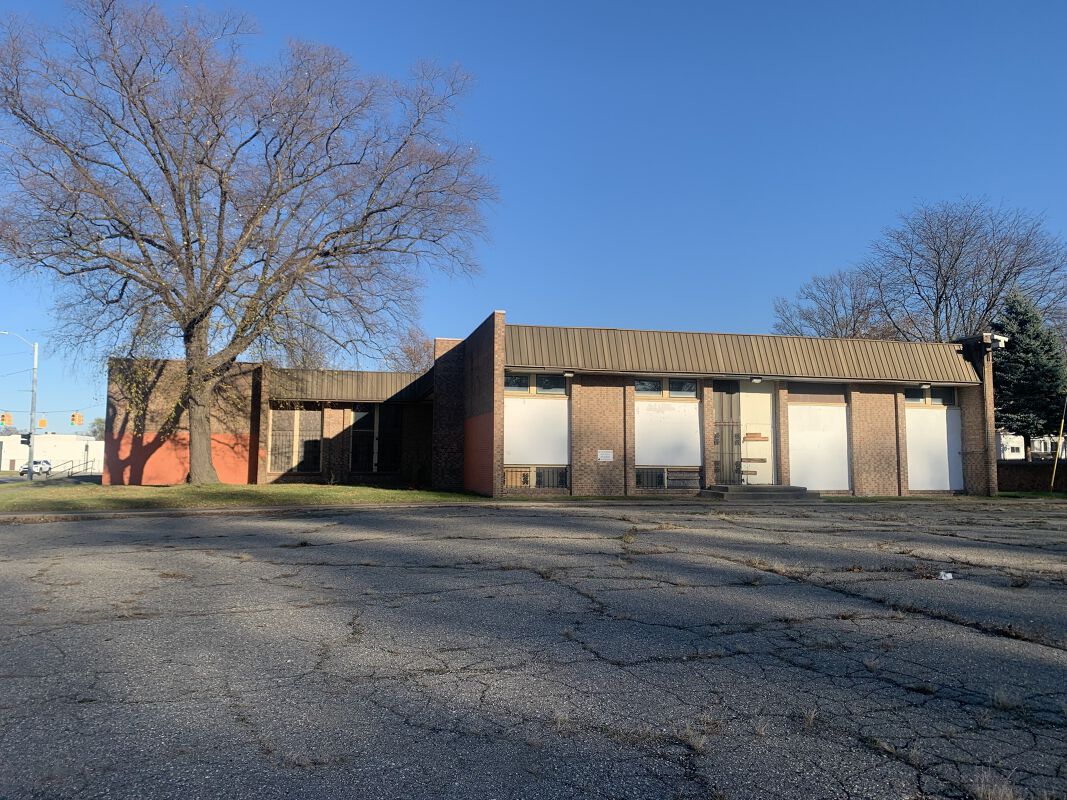 8330 Mack Ave, Detroit, MI 48214 | Crexi.com