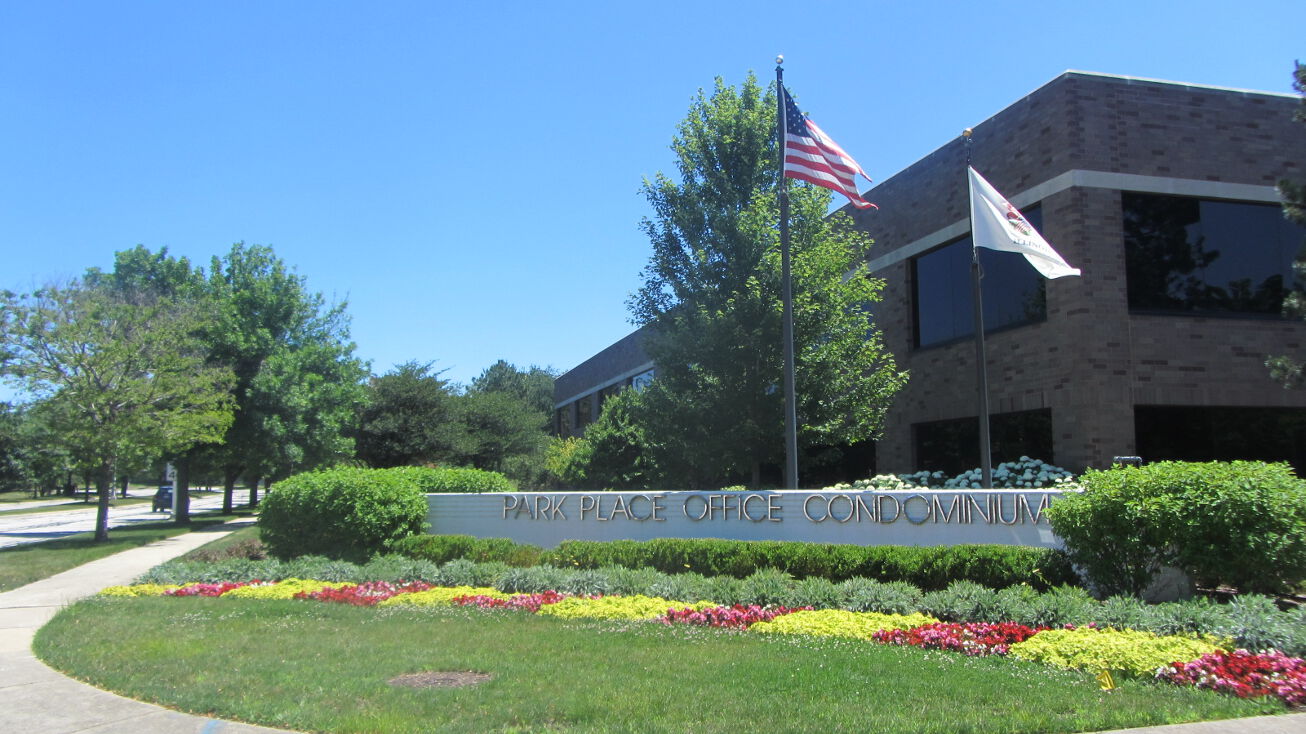 1770 Park Street | Unit 108, Naperville, IL 60563 | Crexi.com