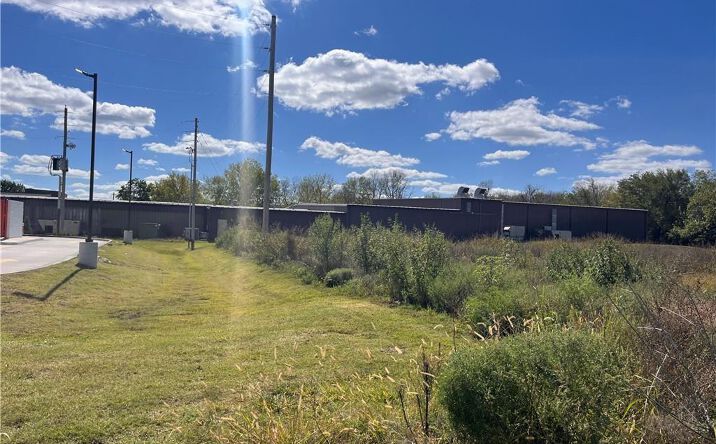 2204 S MAIN ST Fort Scott KS 66701-3024 APN: 203-06-0-10-18-028.02-0 ...