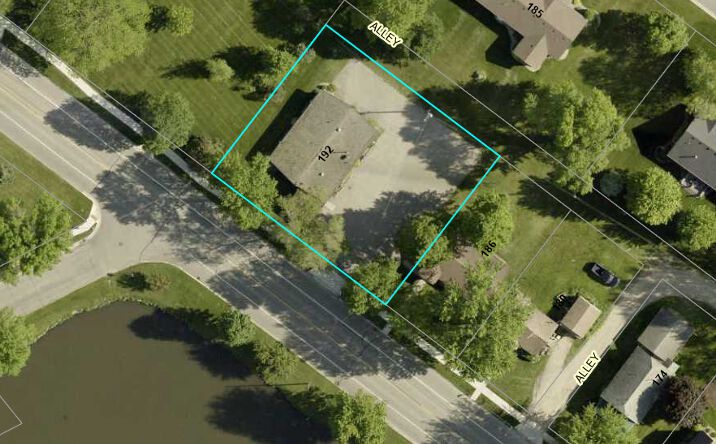 192 WASHINGTON AVE Alden MN 56009-1004 APN: 210030230 | Crexi.com