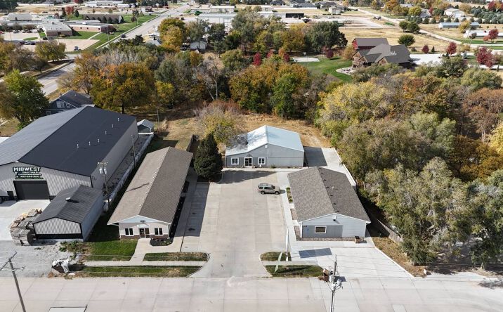 1619-1621 9th Street, Aurora, NE 68818 | Crexi.com