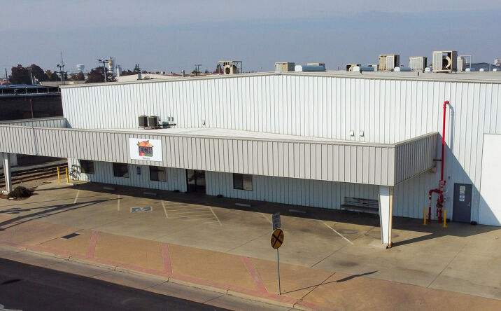 225 W Tulare St, Dinuba, CA 93618 | Crexi.com