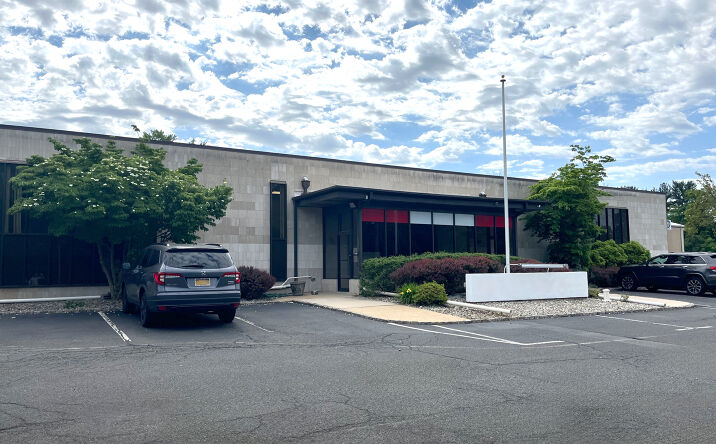 460 MILLTOWN RD Bridgewater NJ 08807-2581 APN: 1806_198_1 | Crexi.com