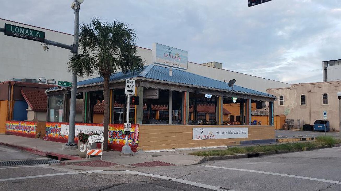 227 N Water St, Corpus Christi, TX 78401 | Crexi.com