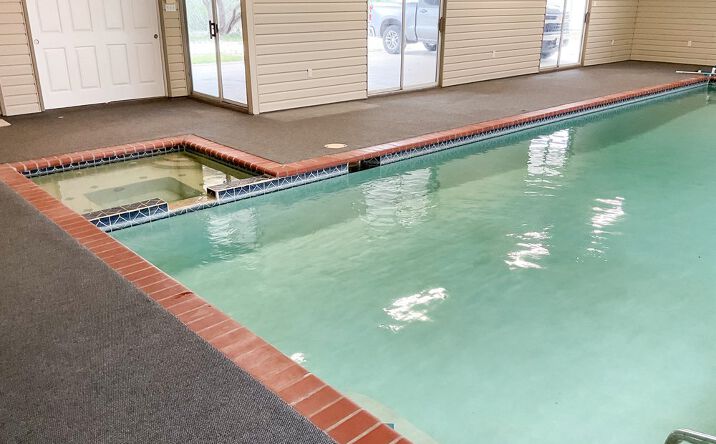 803 Co Rd 6612, Devine, TX 78016 | Crexi.com