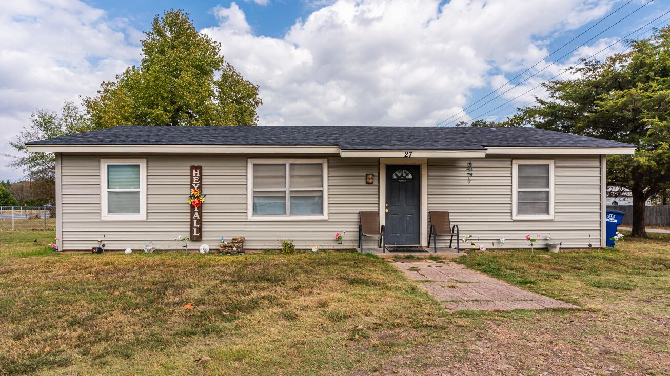 27 County Rd 44070, Powderly, TX 75473 | Crexi.com