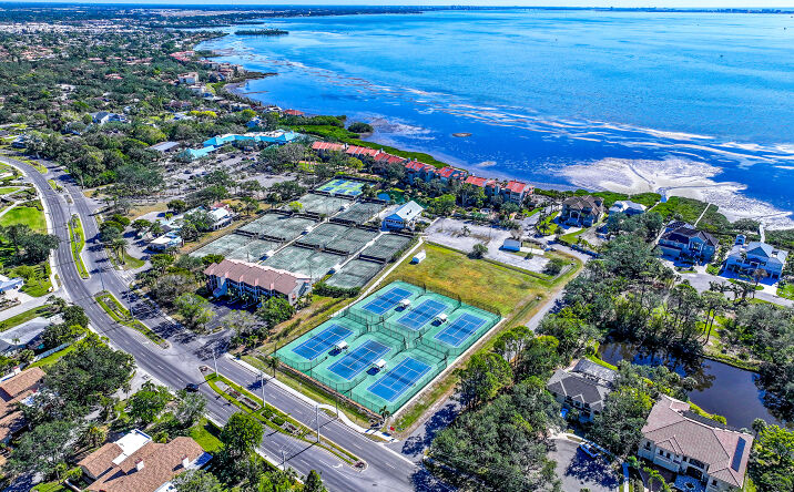 4511 Bay Club Drive Bradenton, Bradenton, FL 34210 | Crexi.com