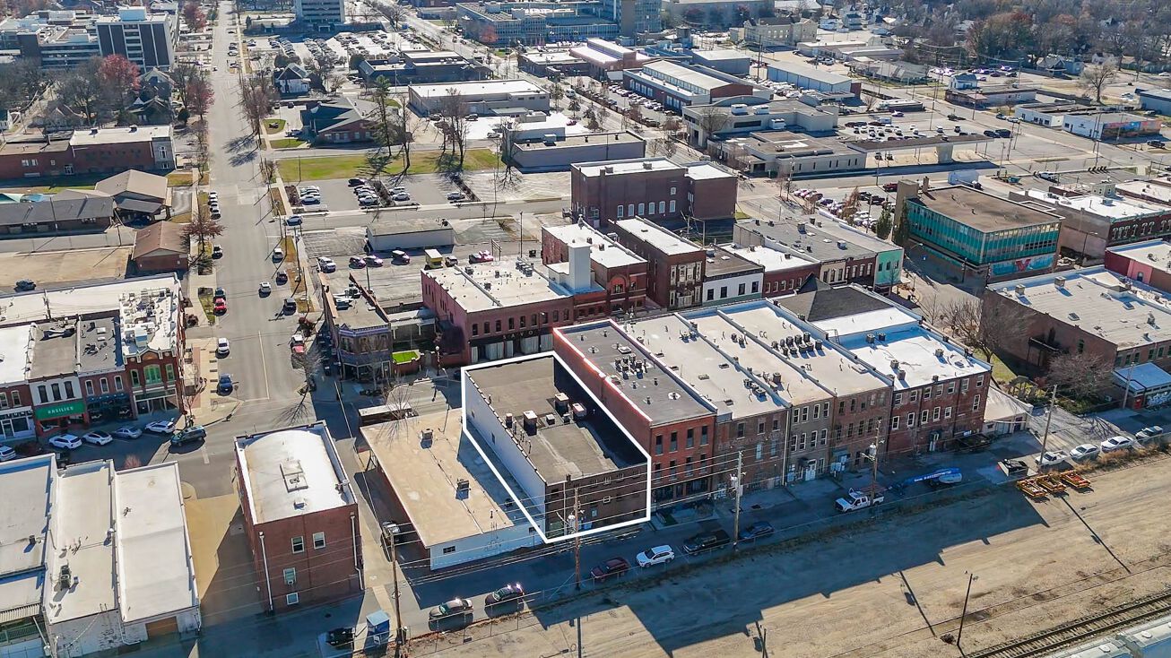 229 E Commercial St, Springfield, MO 65803 | Crexi.com