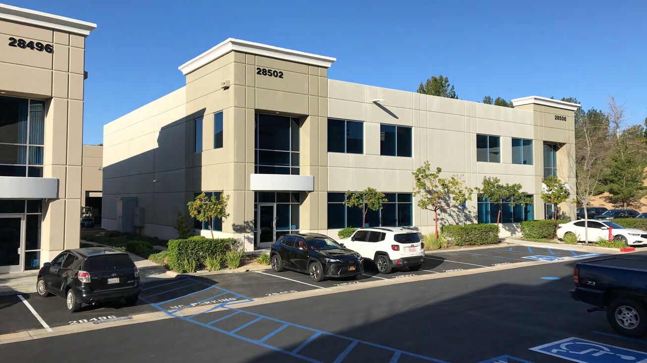 28502 Constellation Rd, Santa Clarita, CA 91355 | Crexi.com