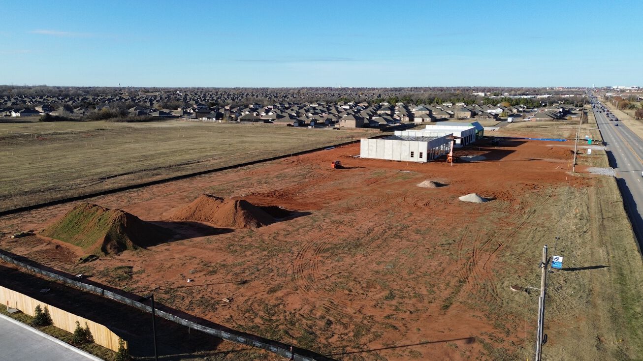2713 S Mustang Rd, Yukon, OK 73099 | Crexi.com