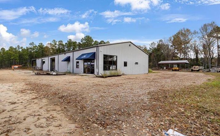 1506 W Duval St, Troup, TX 75789 | Crexi.com