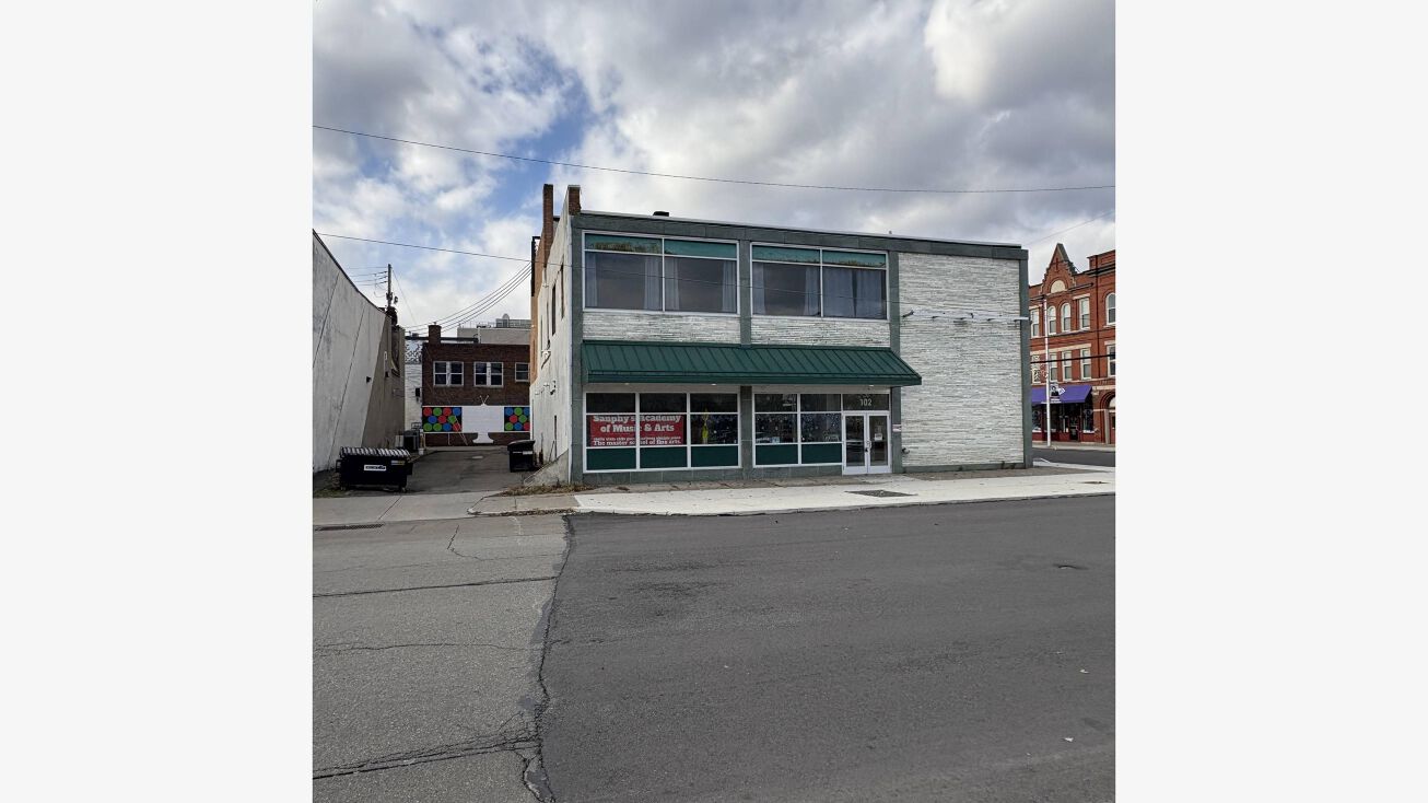 102 Desmond St, Sayre, PA 18840 | Crexi.com