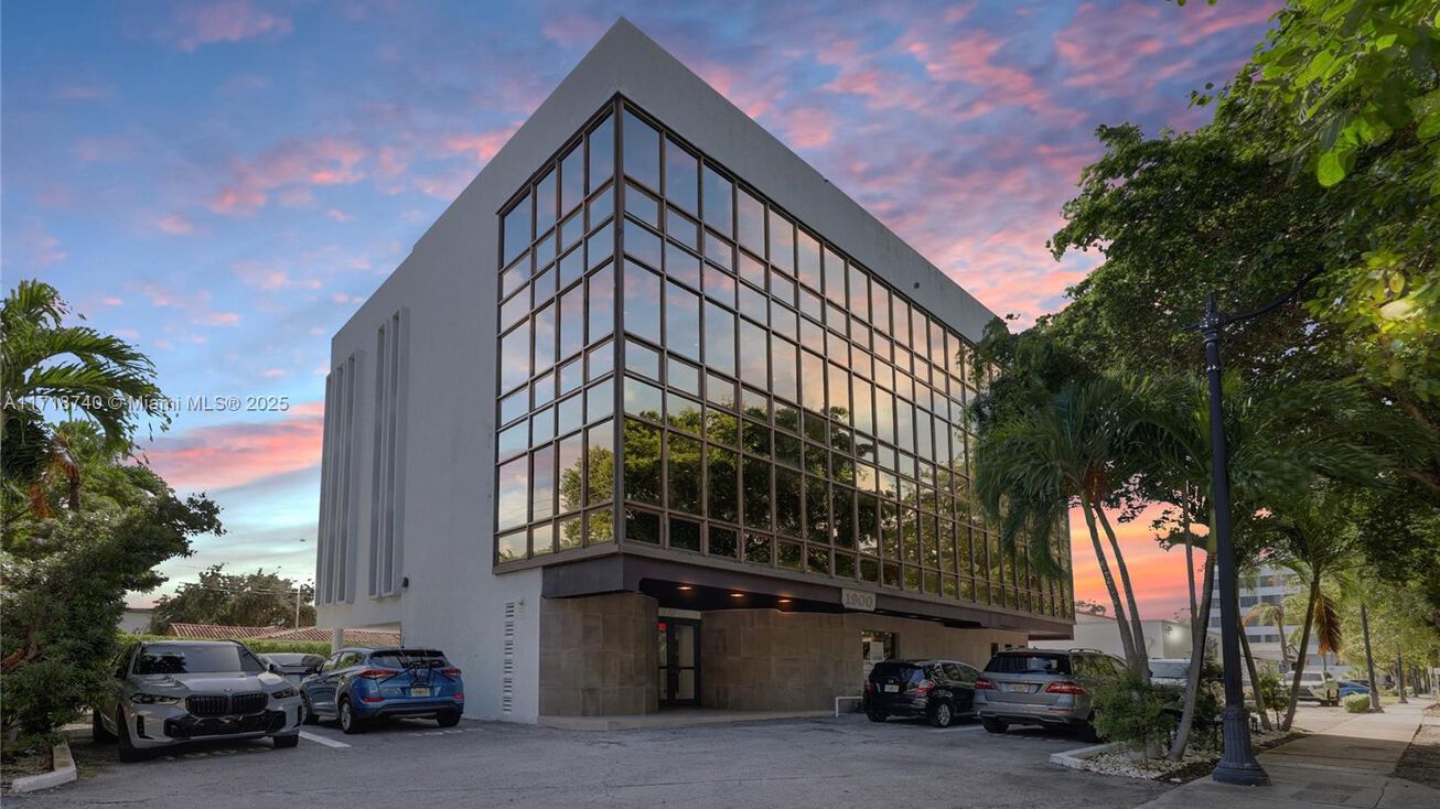 1900 SW 22nd St, Miami, FL 33145 | Crexi.com