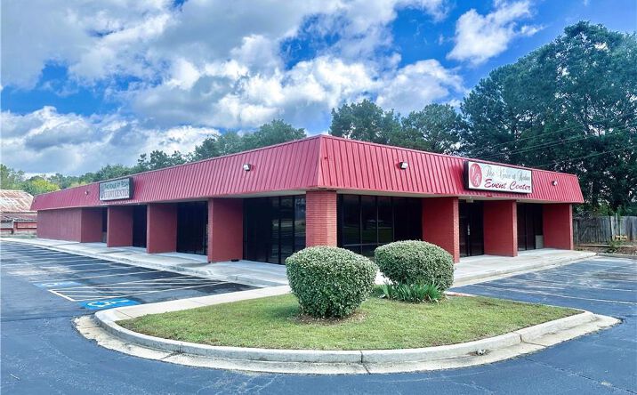 4964 REDAN RD Stone Mountain GA 30088-2707 APN: 16 002 02 290 | Crexi.com