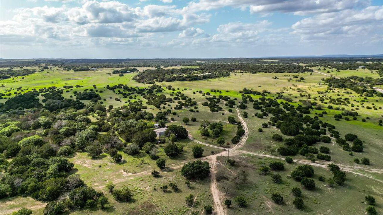 1220 225, Briggs, TX 78608 | Crexi.com