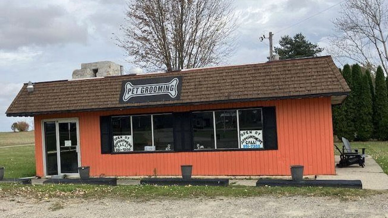 1740 N Van Dyke Rd, Decker, MI 48426 | Crexi.com