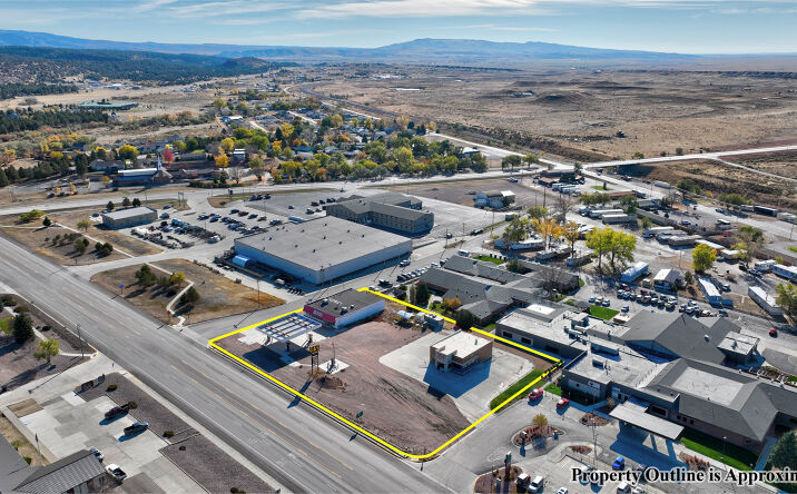 6 W Main St, Newcastle, WY 82701 | Crexi.com