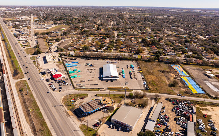 1480 SPRINGFIELD RD Kirby TX 78219-1818 APN: 04018-700-0090 | Crexi.com