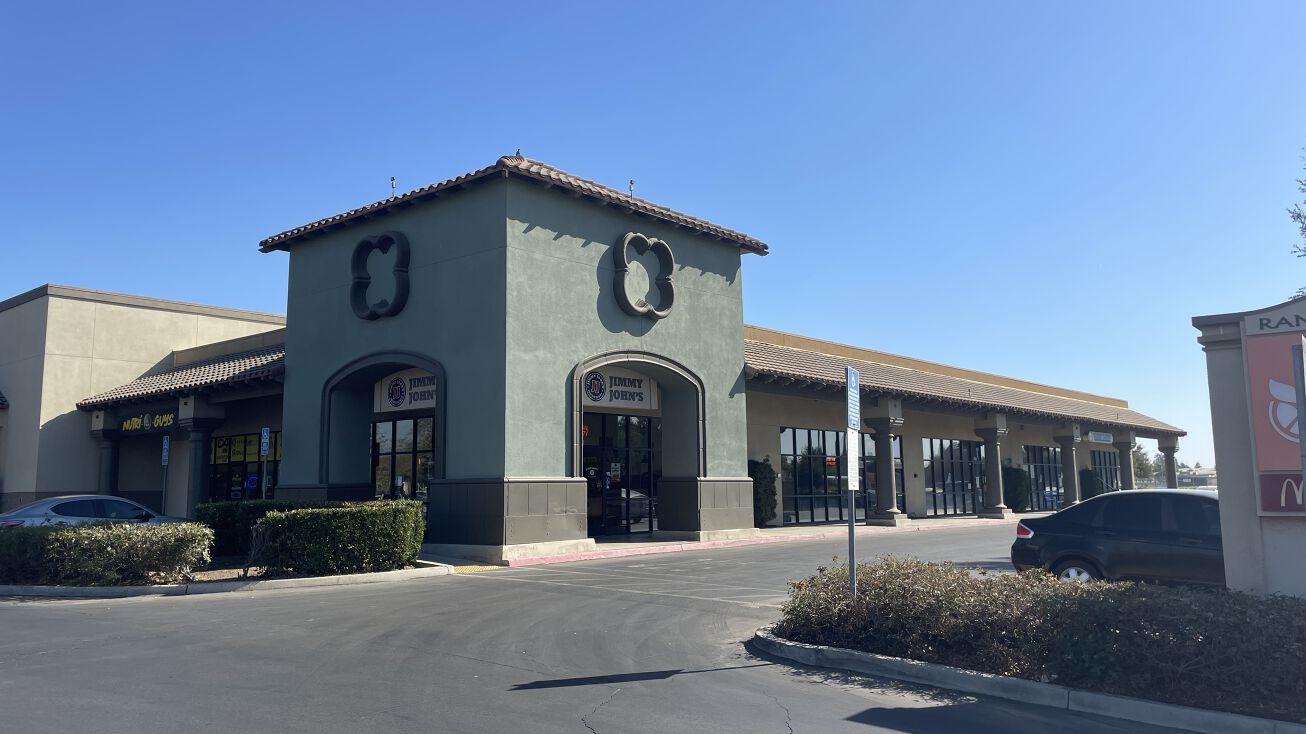 5223 W Walnut Ave, Visalia, CA 93277 | Crexi.com