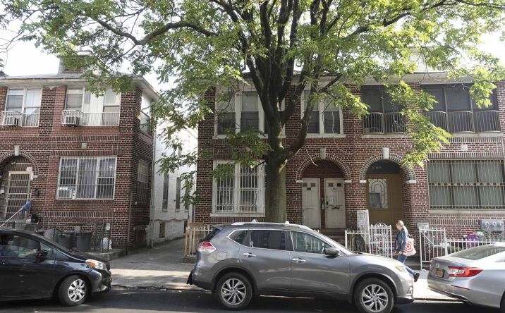 913 48th St, Brooklyn, NY 11219 | Crexi.com