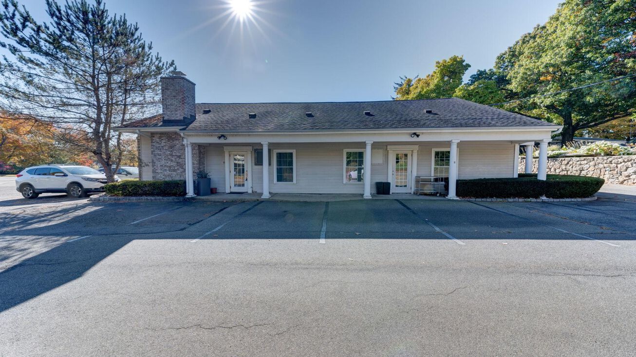 168 Boston Post Road 1 & 2, Madison, CT 06443 | Crexi.com