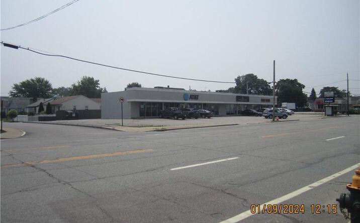 540 RESERVOIR AVE Cranston RI 02910-1700 APN: CRAN M:6-2 L:666 U ...