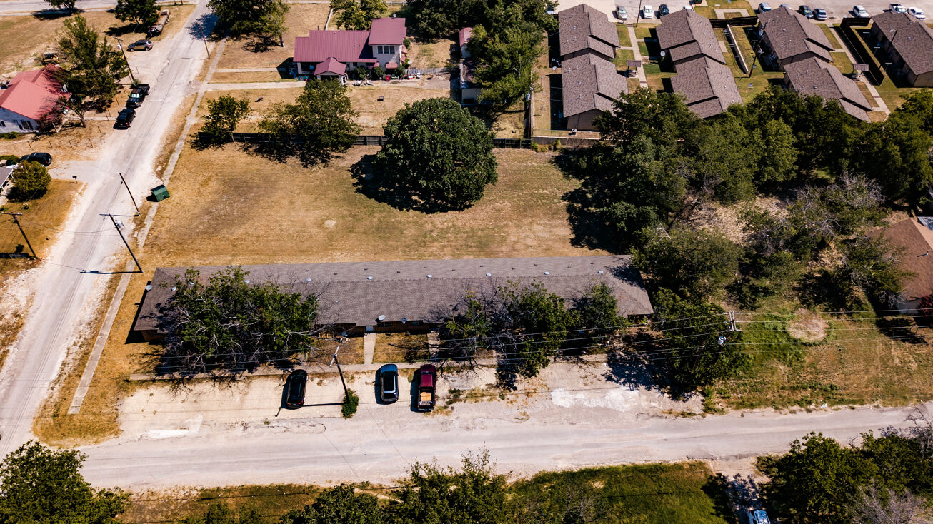 501 E Boynton, Hamilton, TX 76531 | Crexi.com