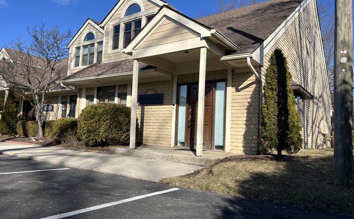 4924 REED RD Columbus OH 43220-3155 APN: 010-204207 | Crexi.com