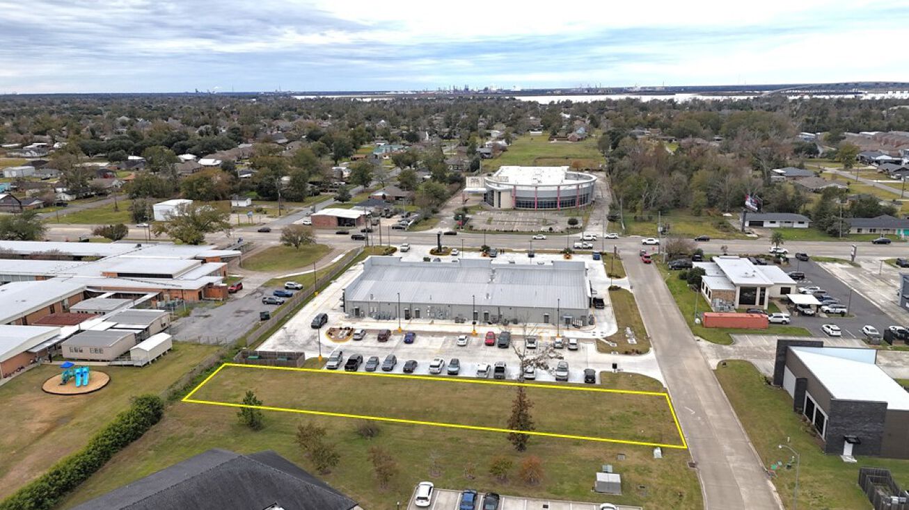 Wolf Cir, Lake Charles, LA 70605 | Crexi.com