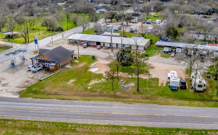 1100 US-59, Ganado, TX 77962 | Crexi.com