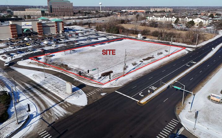 3300 Finley Rd, Downers Grove, IL 60515 | Crexi.com