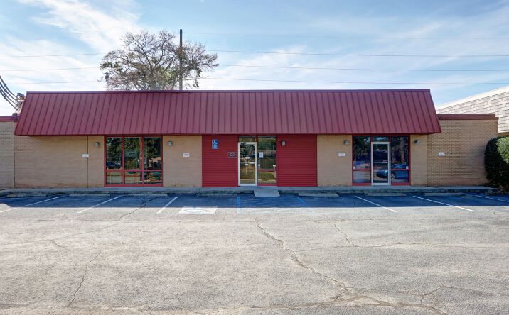 835 E 65th St, Savannah, GA 31405 | Crexi.com