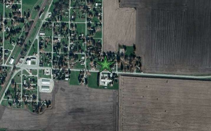 825 E Main St, Prairie City, IL 61470 | Crexi.com